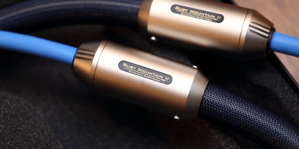 線材中的頂尖逸品: Siltech Royal Signature Ruby Mountain II – MY-HiEND