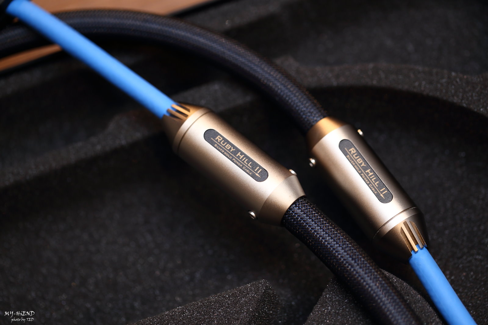 線材中的頂尖逸品: Siltech Royal Signature Ruby Mountain II – MY-HiEND