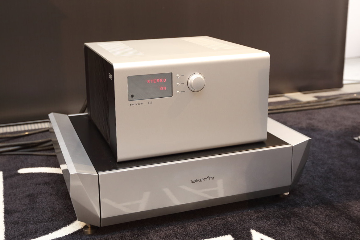 承先啟後的精華: Soulution 511立體聲後級擴大機 – MY-HiEND