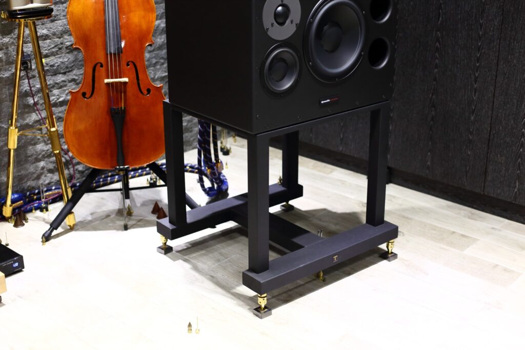 直擊音樂的純粹: Dynaudio Acoustics M4 Mini次旗艦書架鑑聽喇叭 – MY-HiEND