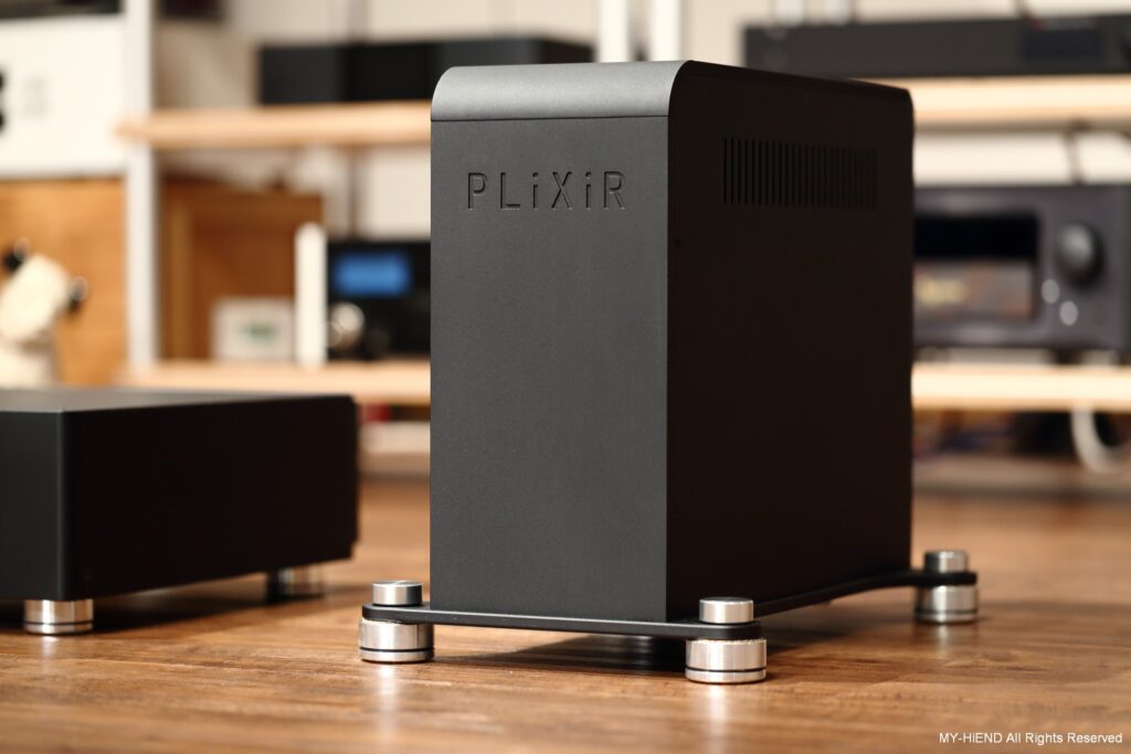 隔離雜訊，純淨音色再生: PLiXiR Elite BAC 3000/3000V全平衡式電源 – MY-HiEND