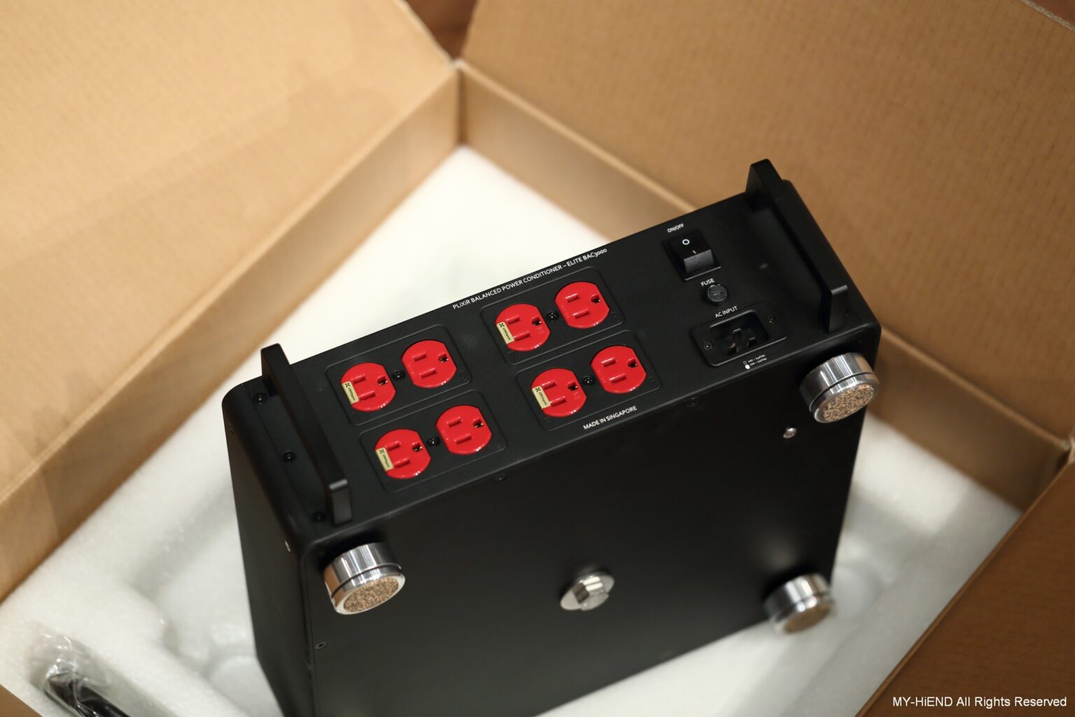 隔離雜訊，純淨音色再生: PLiXiR Elite BAC 3000/3000V全平衡式電源 – MY-HiEND