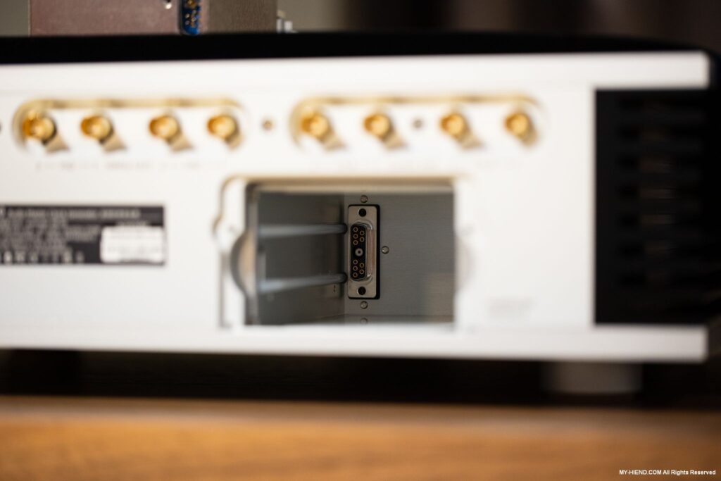 絕對精準，火速開箱: Aurender MC20 Master Clock參考級時鐘 – MY-HiEND