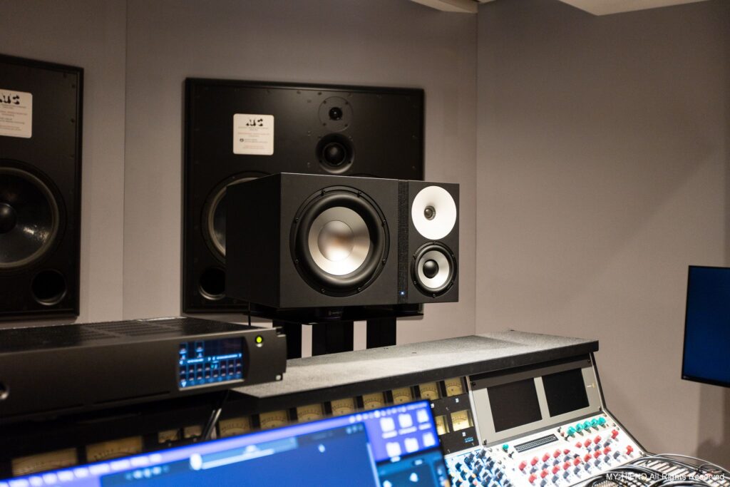 25週年旗艦款: Amphion One25A主動式專業監聽喇叭 – MY-HiEND