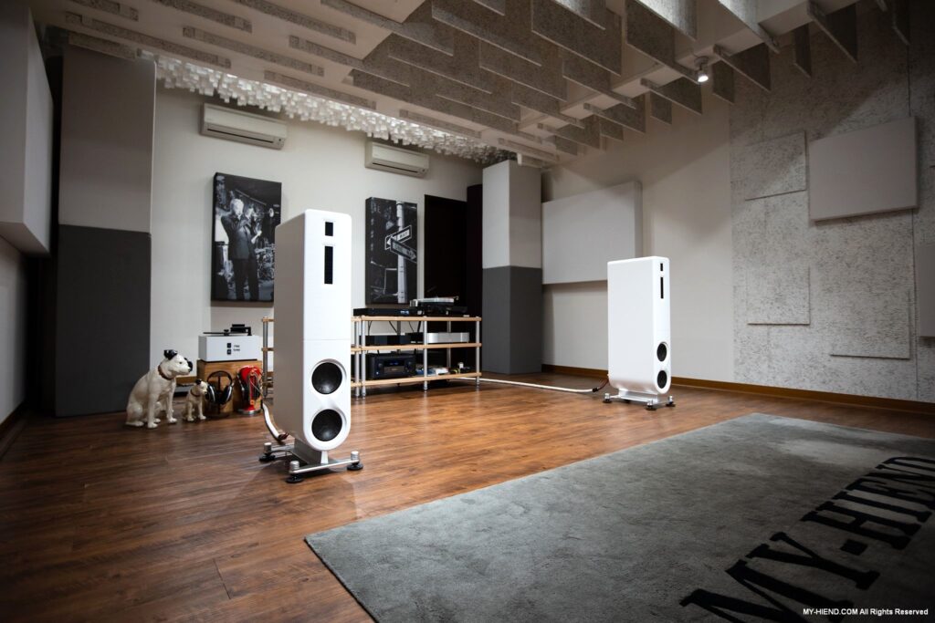 靈動活生，喇叭消失於空間之中: PS Audio Aspen FR10落地喇叭 – MY-HiEND