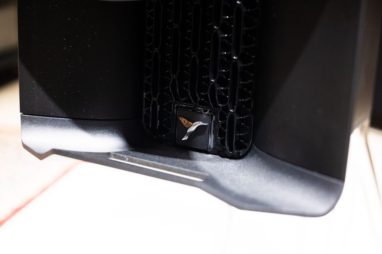 非凡的空中奇蹟，劃時代的傑作: Avantgarde Colibri C2+C18 – MY-HiEND