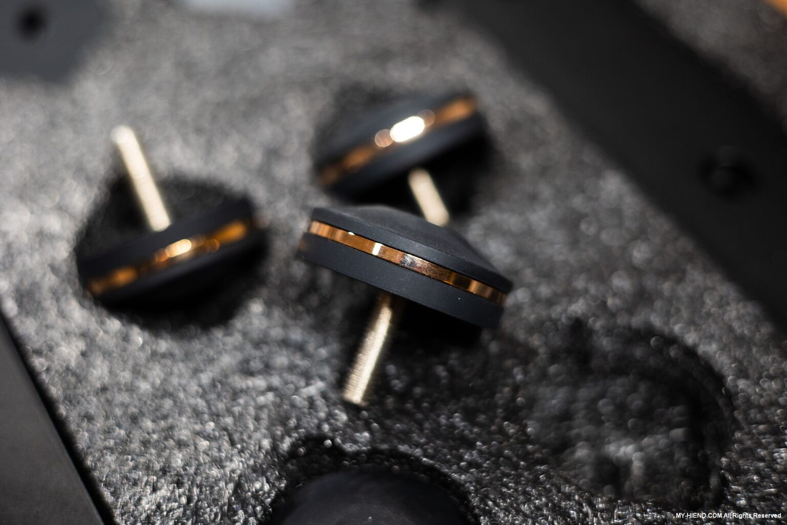 承襲獨家專利技術，不妥協的音質再生: Perlisten A4t落地喇叭 – MY-HiEND