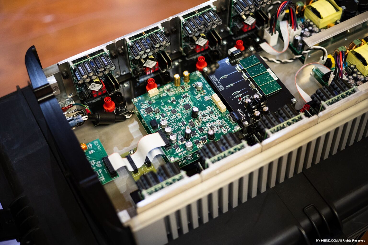 20周年巔峰之作，打破對頂級聲音的認知: YG Acoustics XX 3/XX 3 LIVE – MY-HiEND